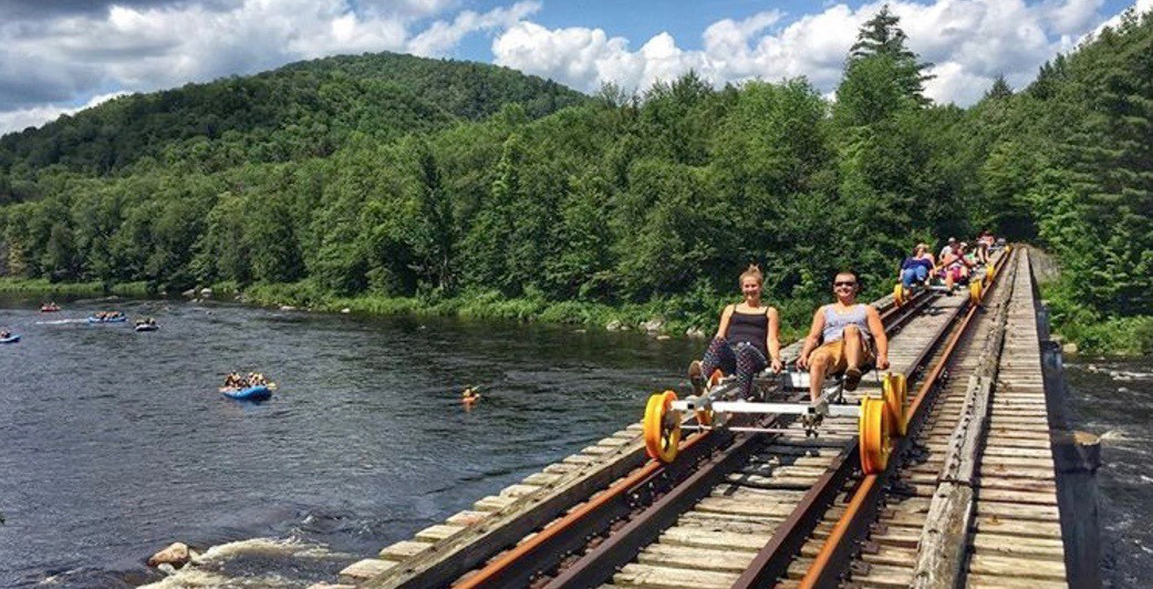 Featured Tours - Wolf's Bus Lines